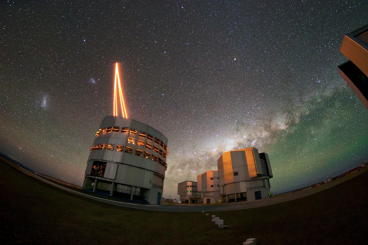 Night laser | ESO Danmark