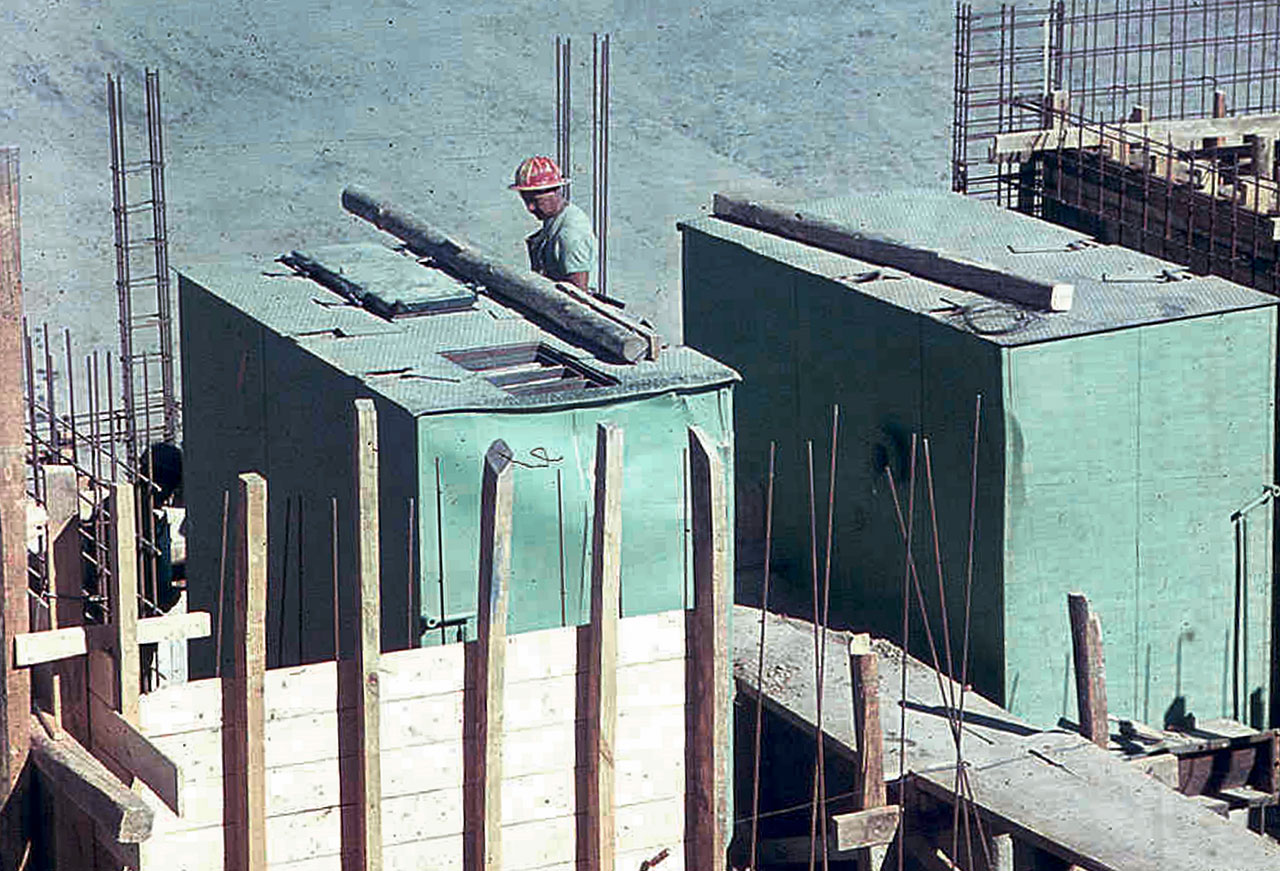 La Silla water substation 02 | ESO Danmark