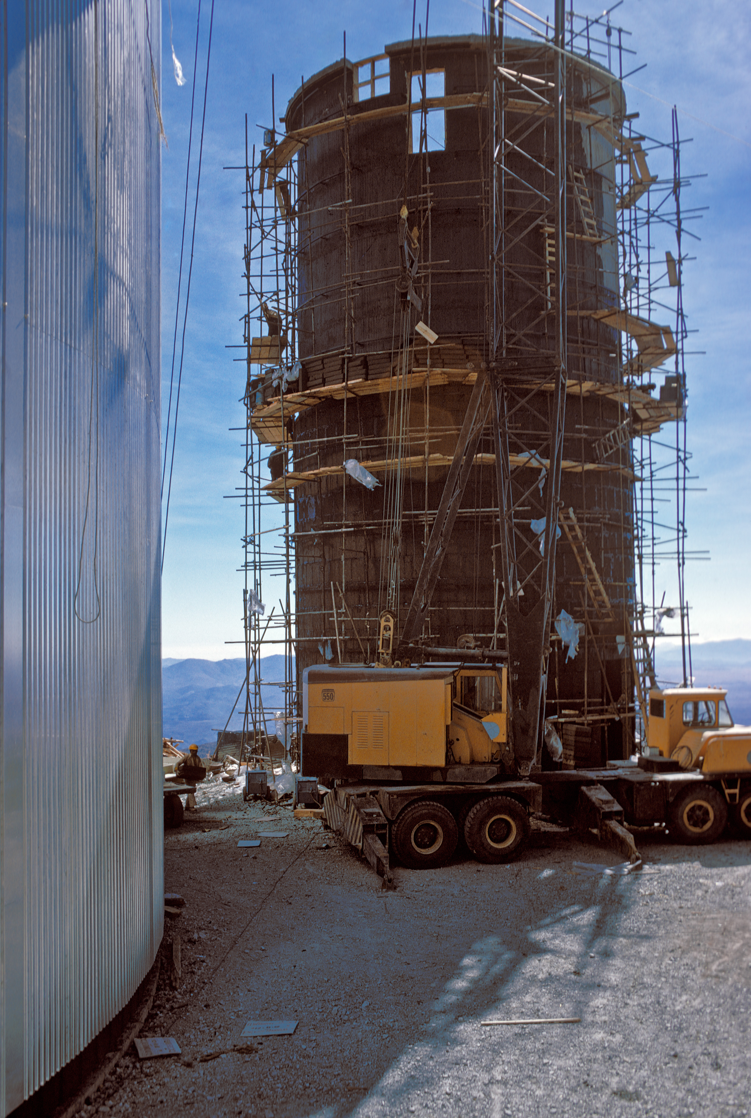 Construction of the Coudé Auxiliary Telescope | ESO España