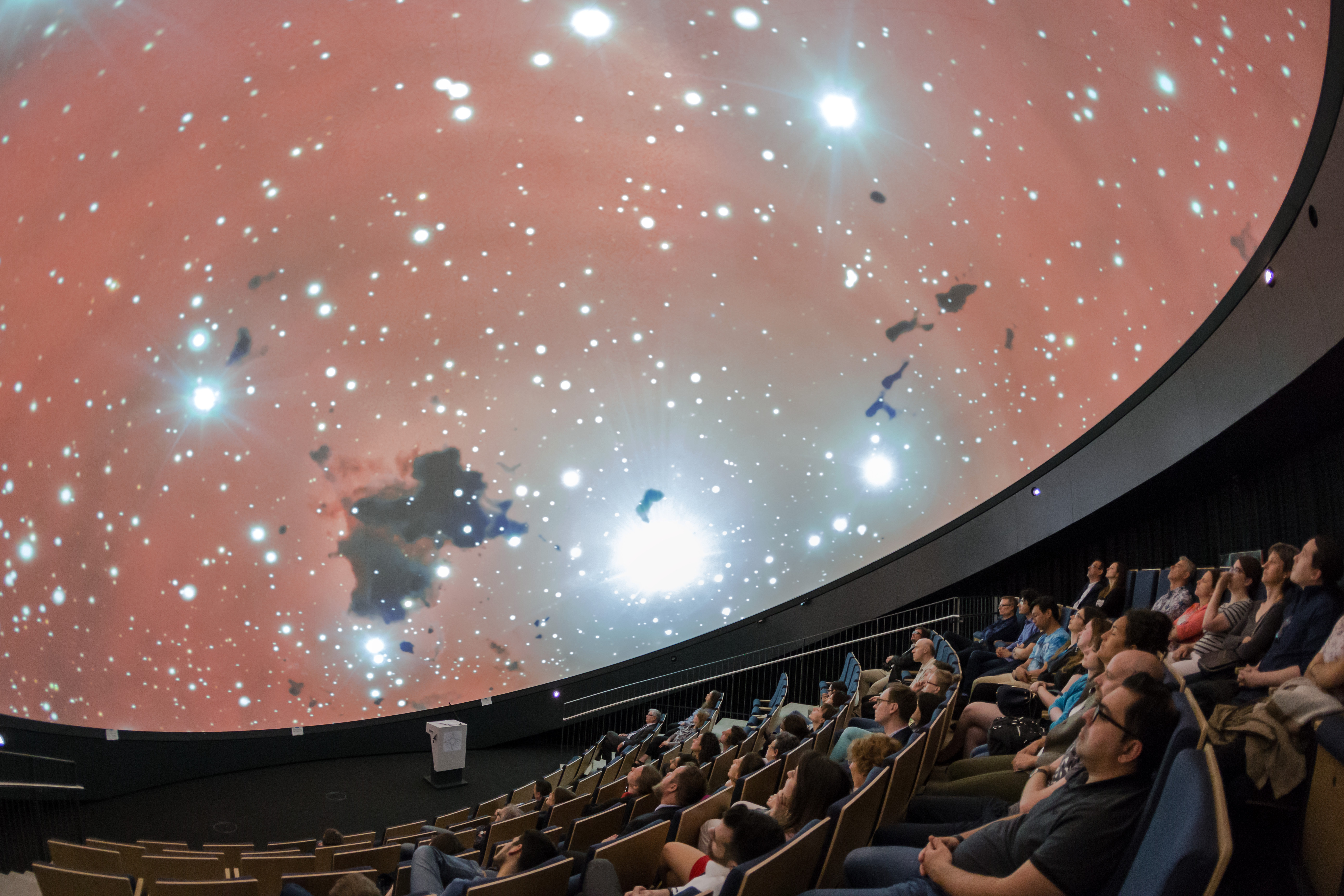 Red sky at night . . . | ESO France
