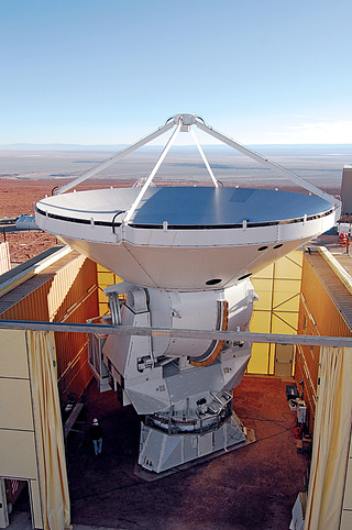 The AEM antenna 2 | ESO United Kingdom