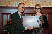 De Zeeuw-Van Dishoeck Graduation Prize for Astronomy 2017 Awarded to ...