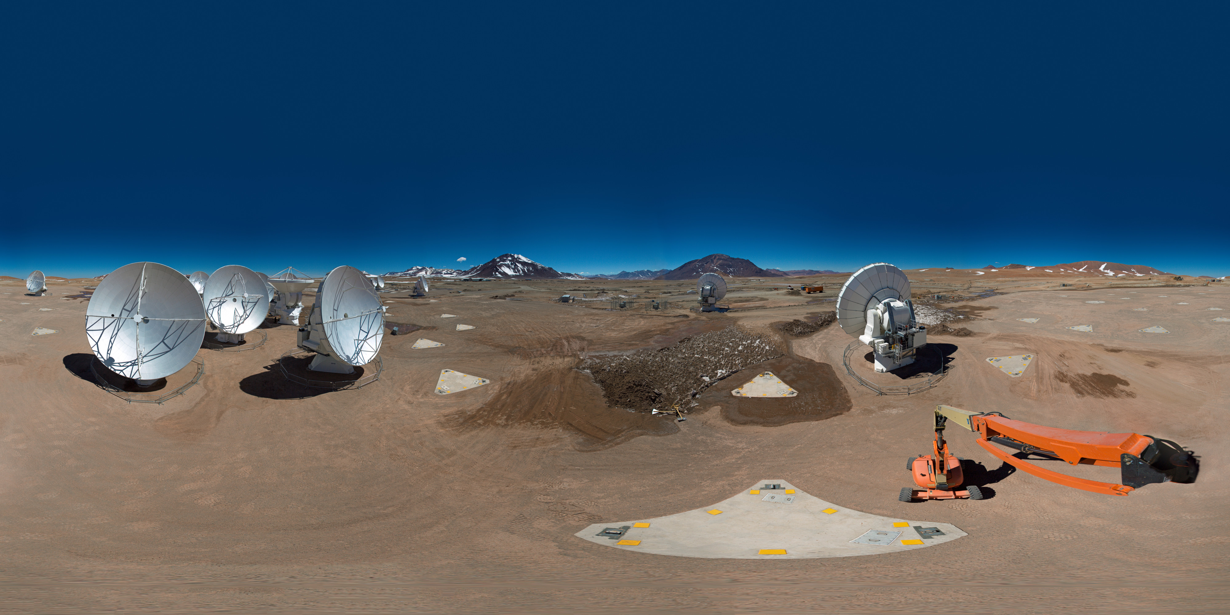 Atacama Compact Array | ESO