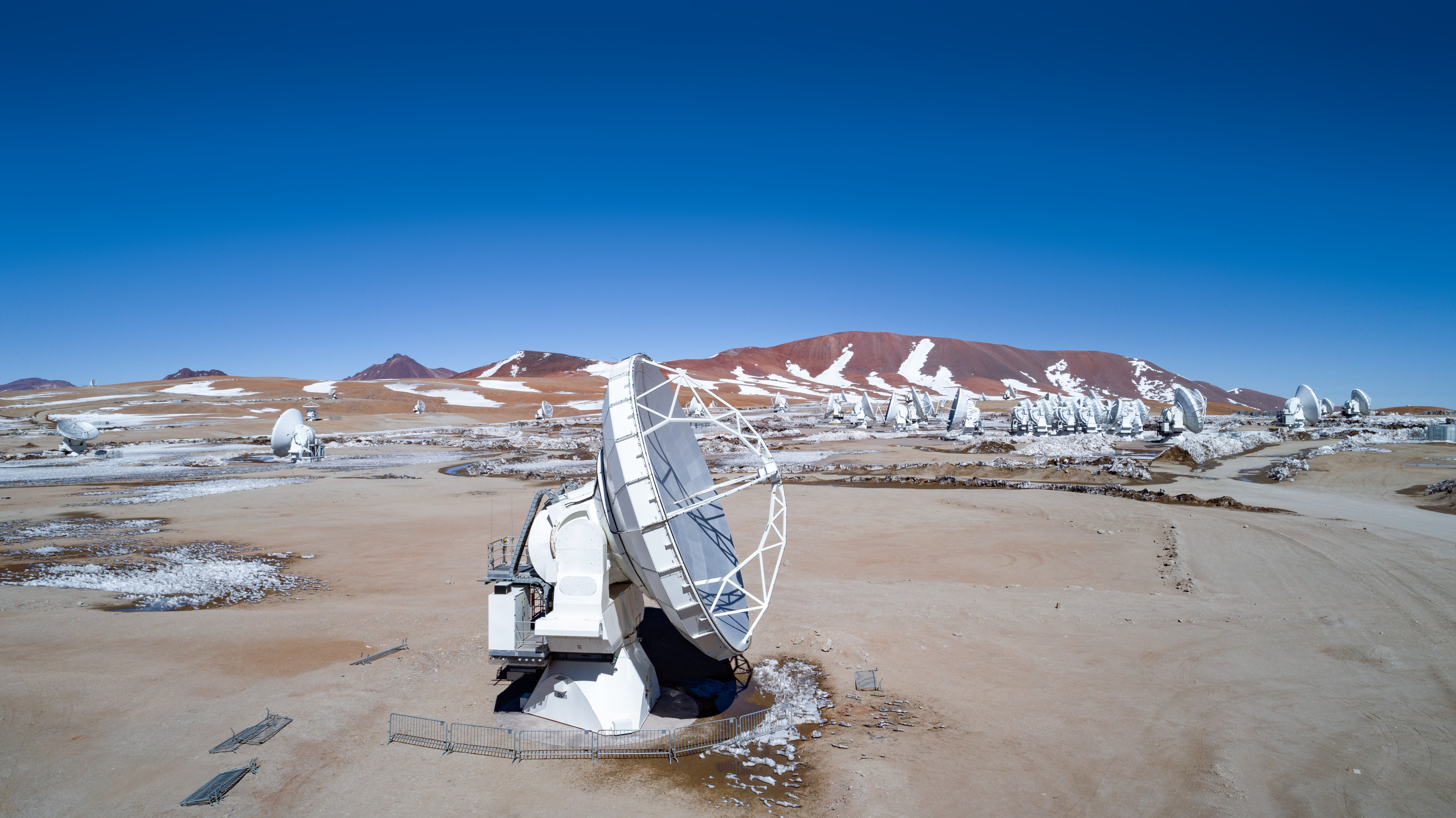 ALMA from above | ESO Sverige