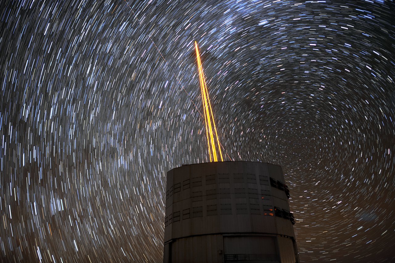 Laser stars in the sky | ESO el