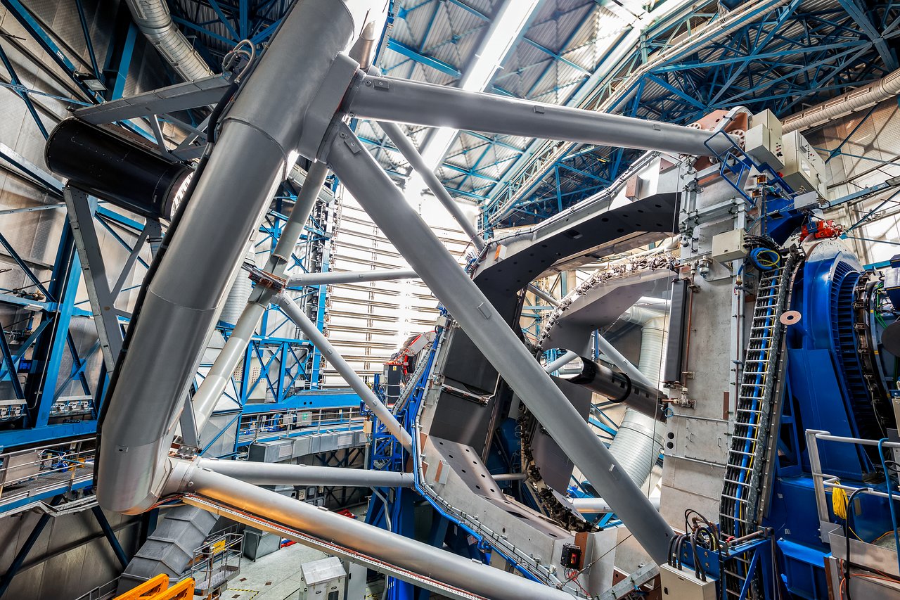 Inside the VLT | ESO France