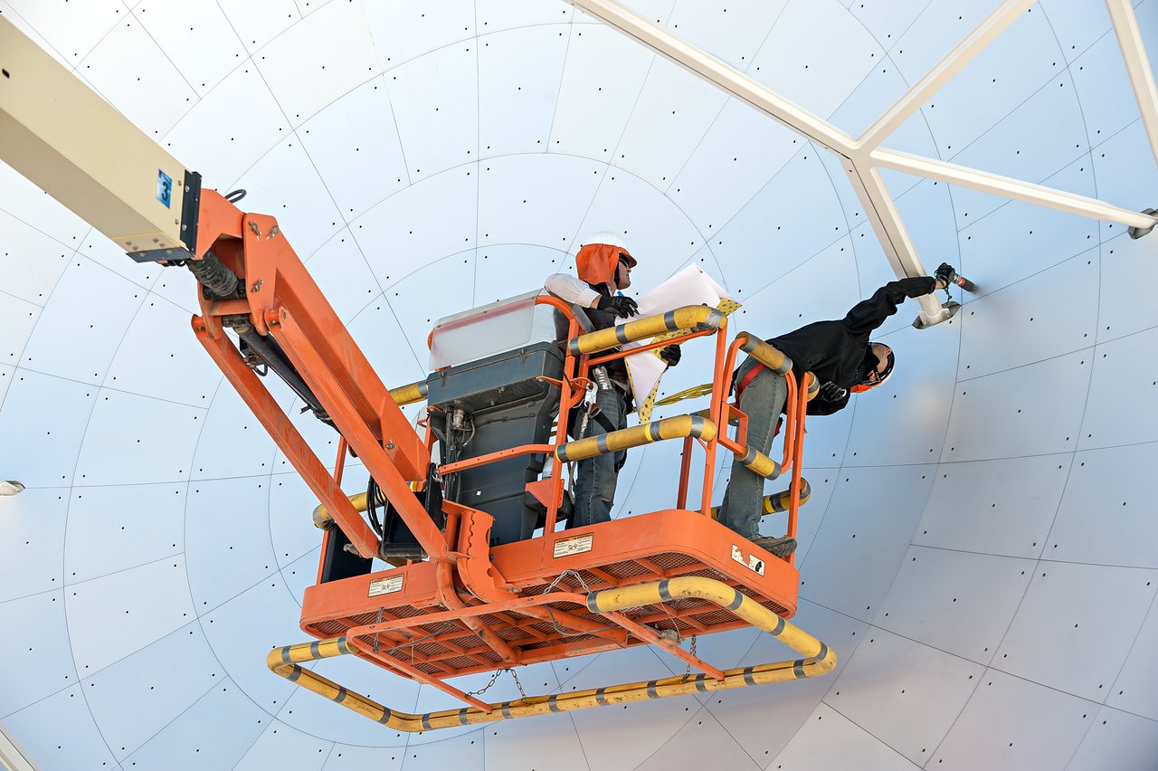 ALMA antenna maintenance | ESO Nederland