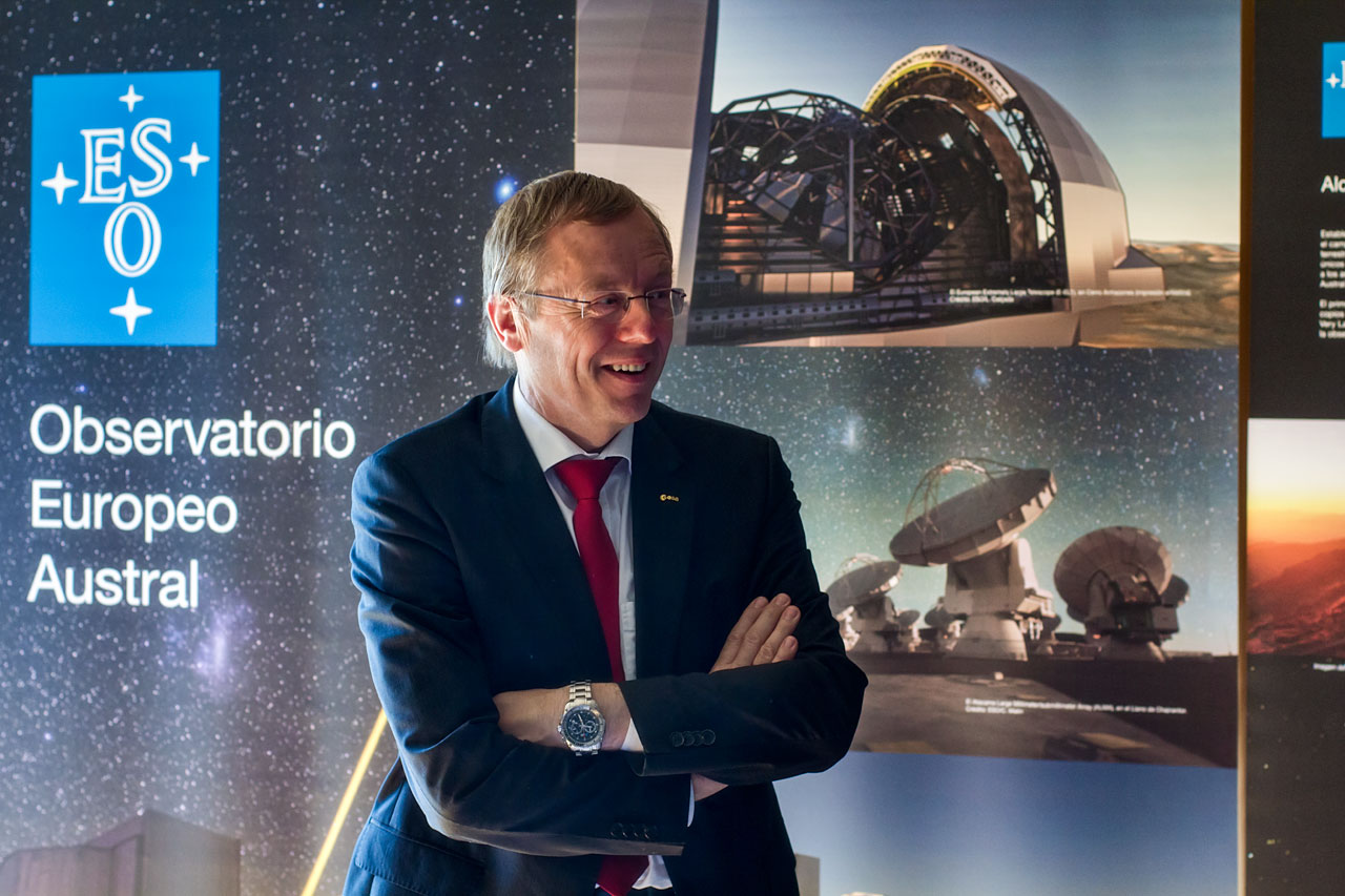 ESO and ESA Directors General sign cooperation agreement | ESO Australia
