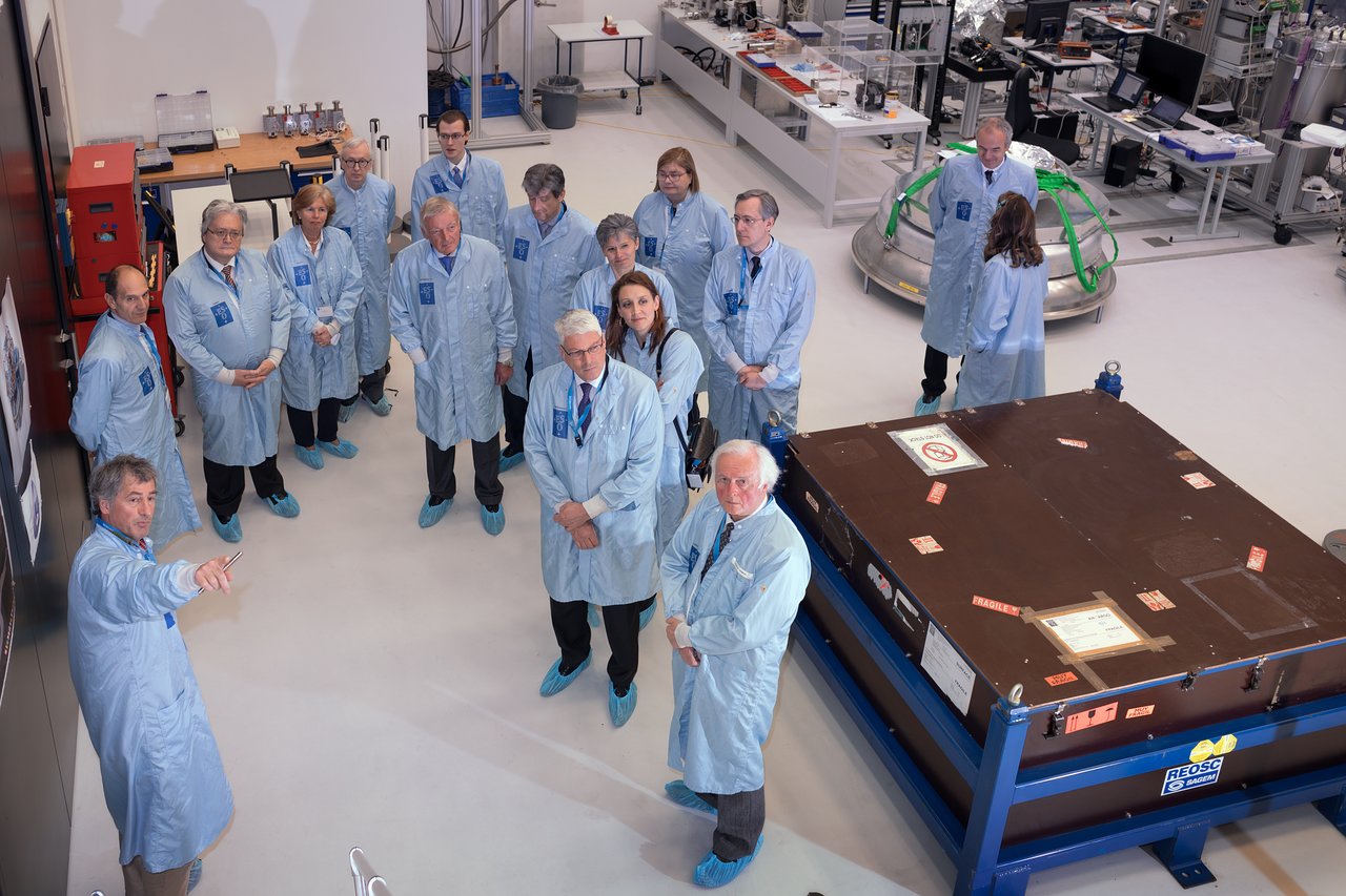 Consular Corps in Bavaria visits ESO HQ | ESO