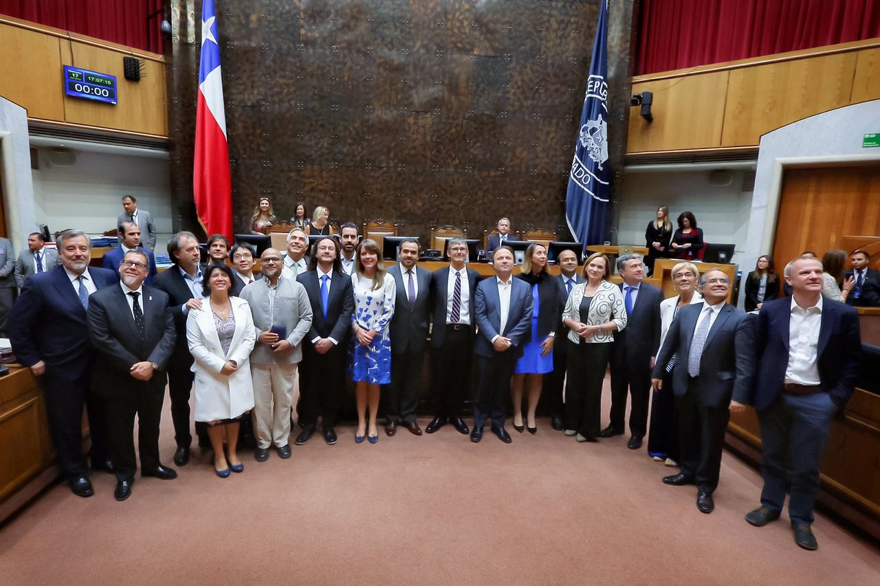 ALMA Delegation at the Chilean Senate | ESO