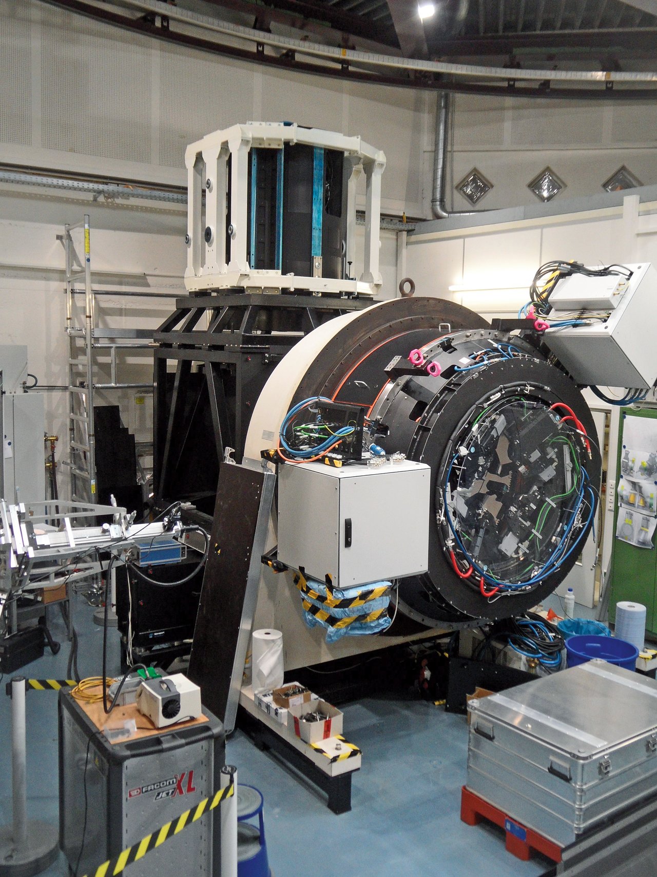 Deformable secondary mirror | ESO