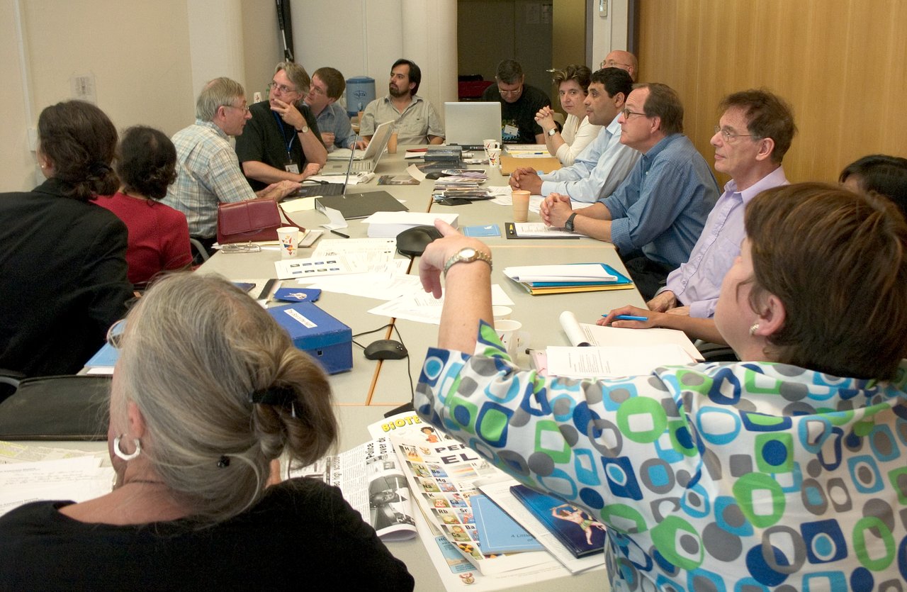 Universe Awareness meeting May 2005 | ESO Ireland