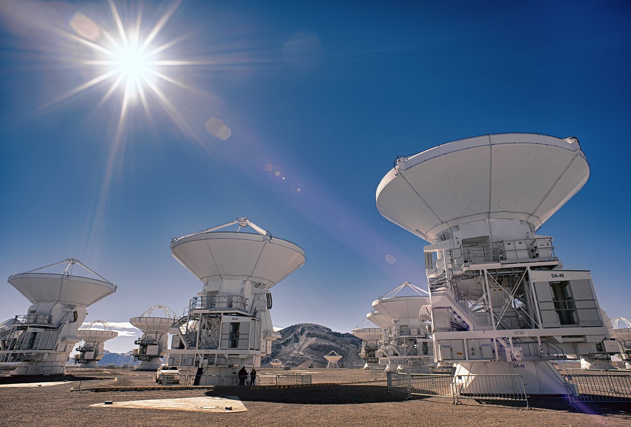 Antennae take it easy at ALMA | ESO Danmark