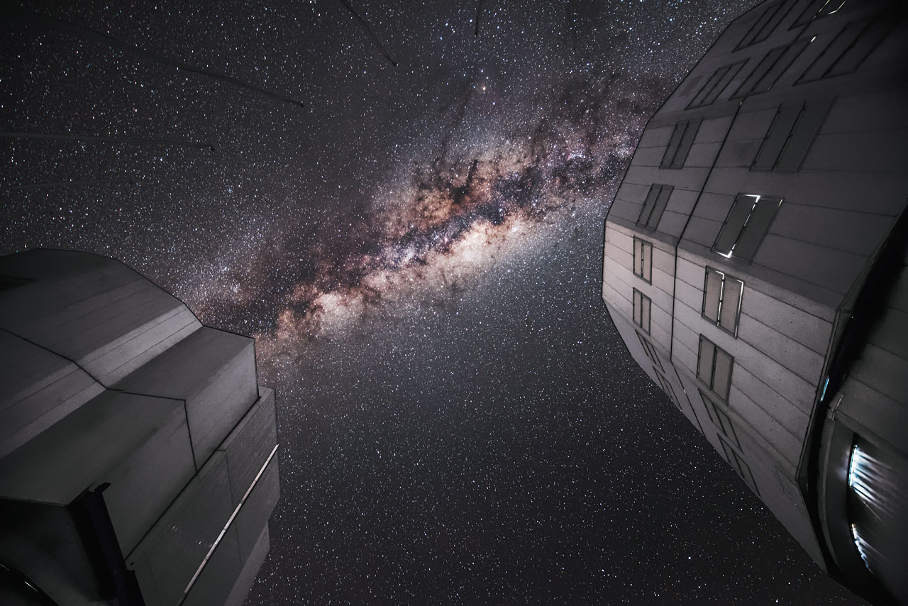 Bridge over the VLT | ESO