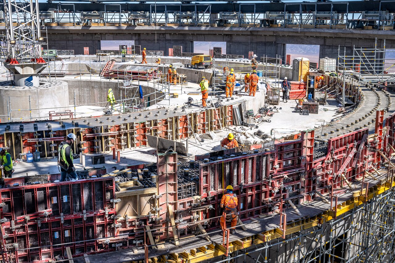 Work in progress inside the ELT dome | ESO