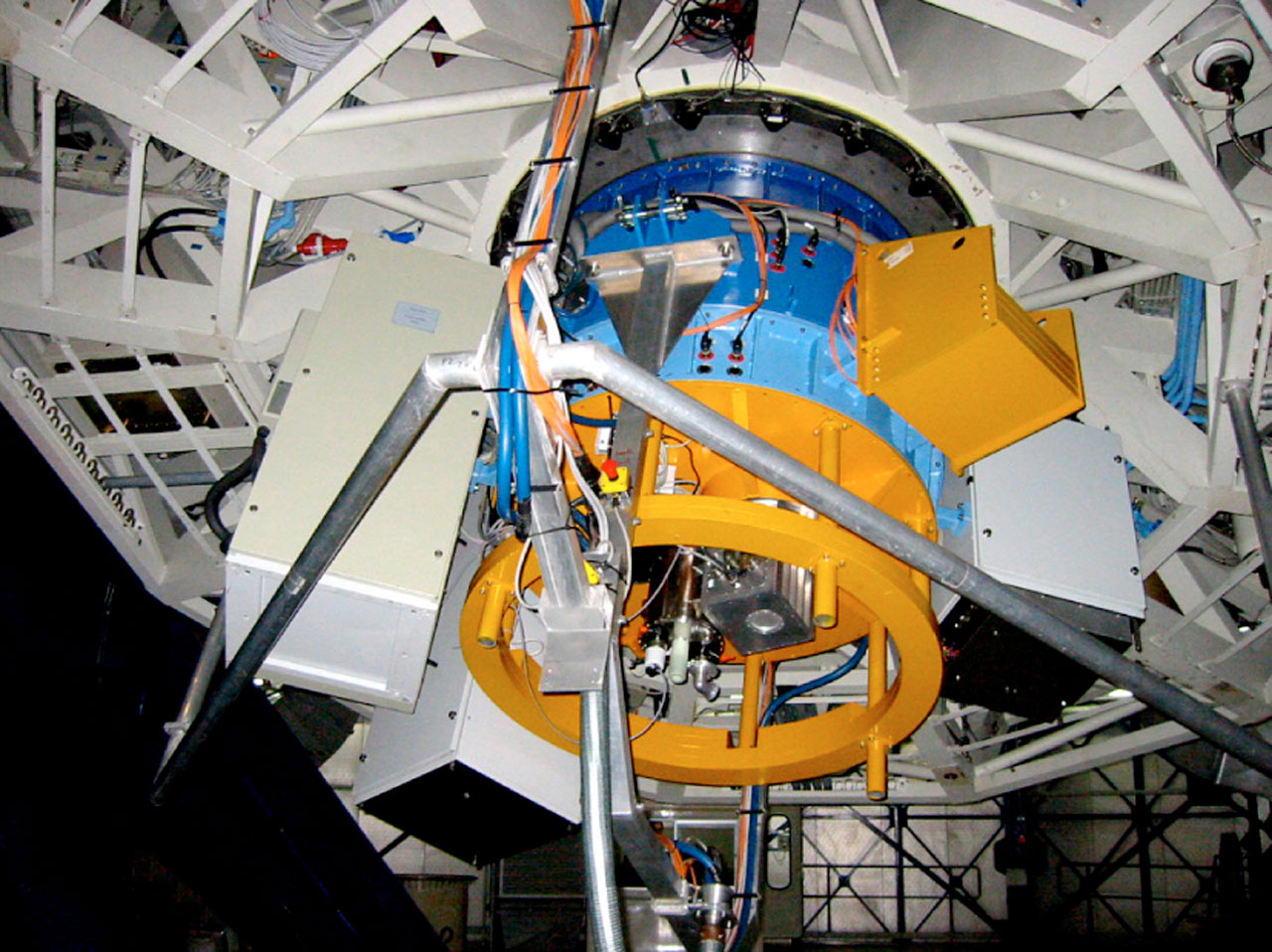 SINFONI Adaptive Optics Module at VLT Yepun (June 2004) | ESO