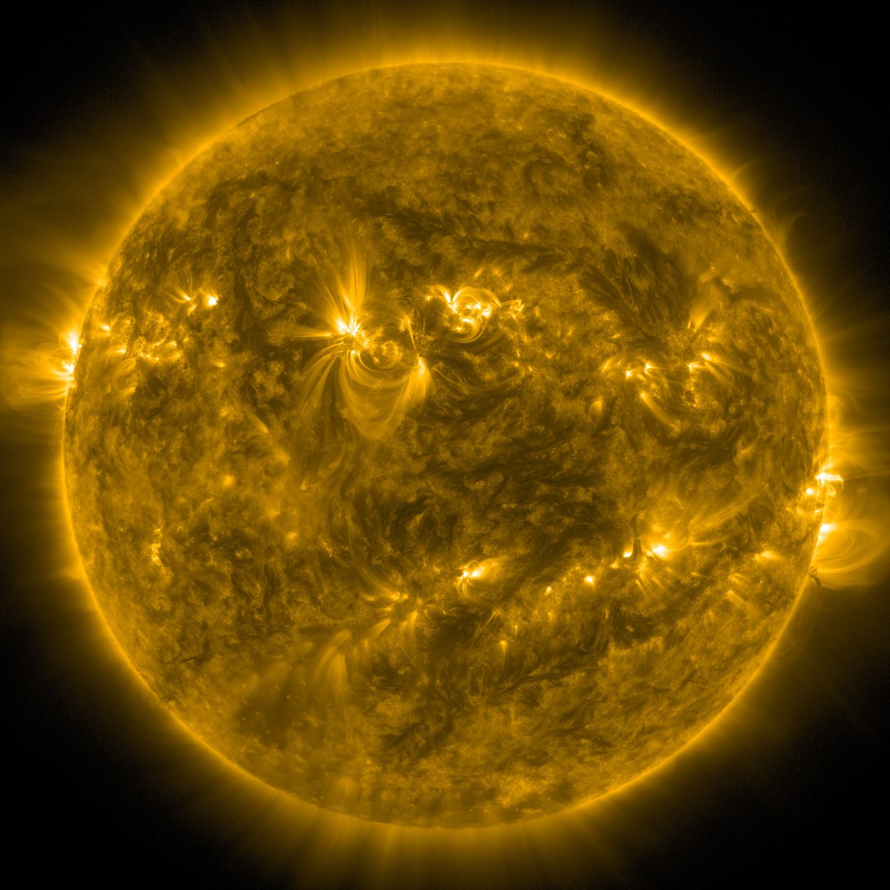 Full disk of the Sun | ESO