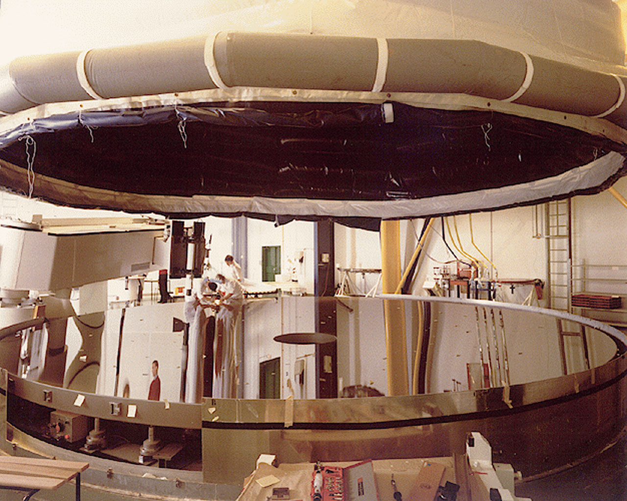 VLT UT1 mirror complete | ESO Ireland