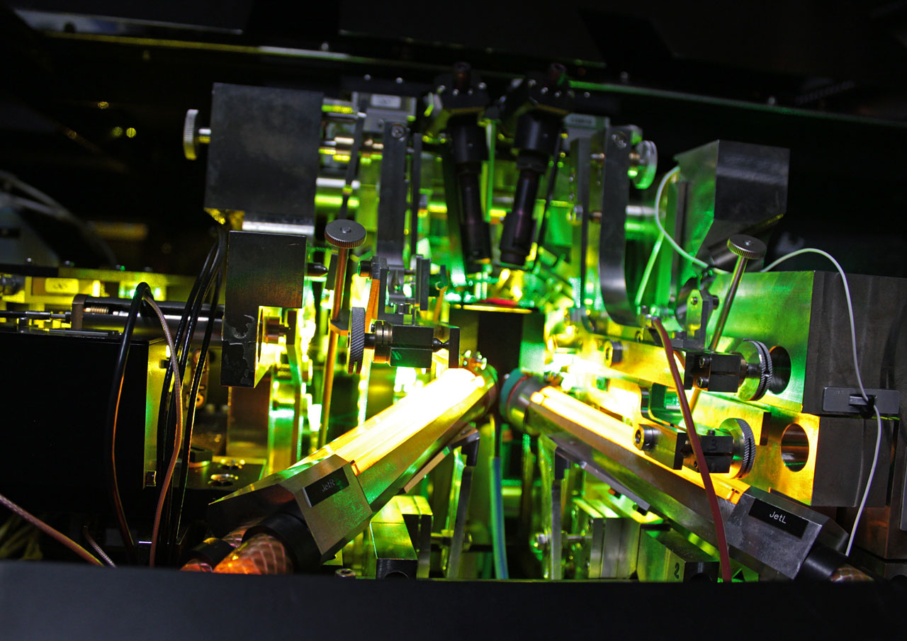 Laser Guide Star laboratory | ESO el