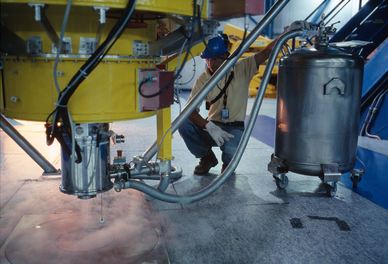 Liquid nitrogen cooling | ESO