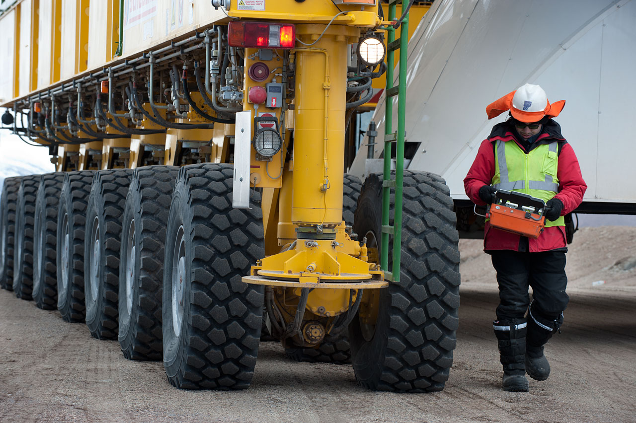 Transporter operator | ESO Ireland