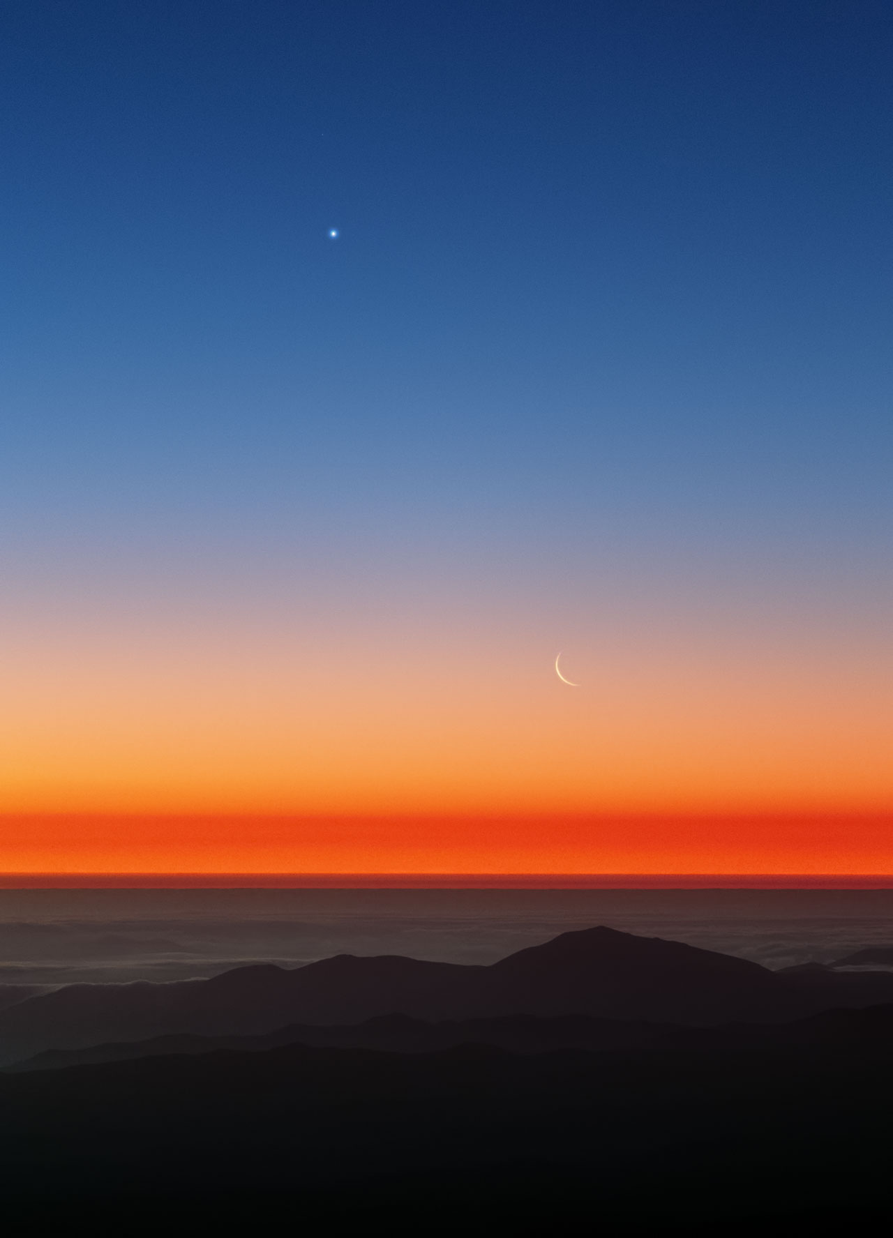 The Moon and Venus at sunset | ESO France