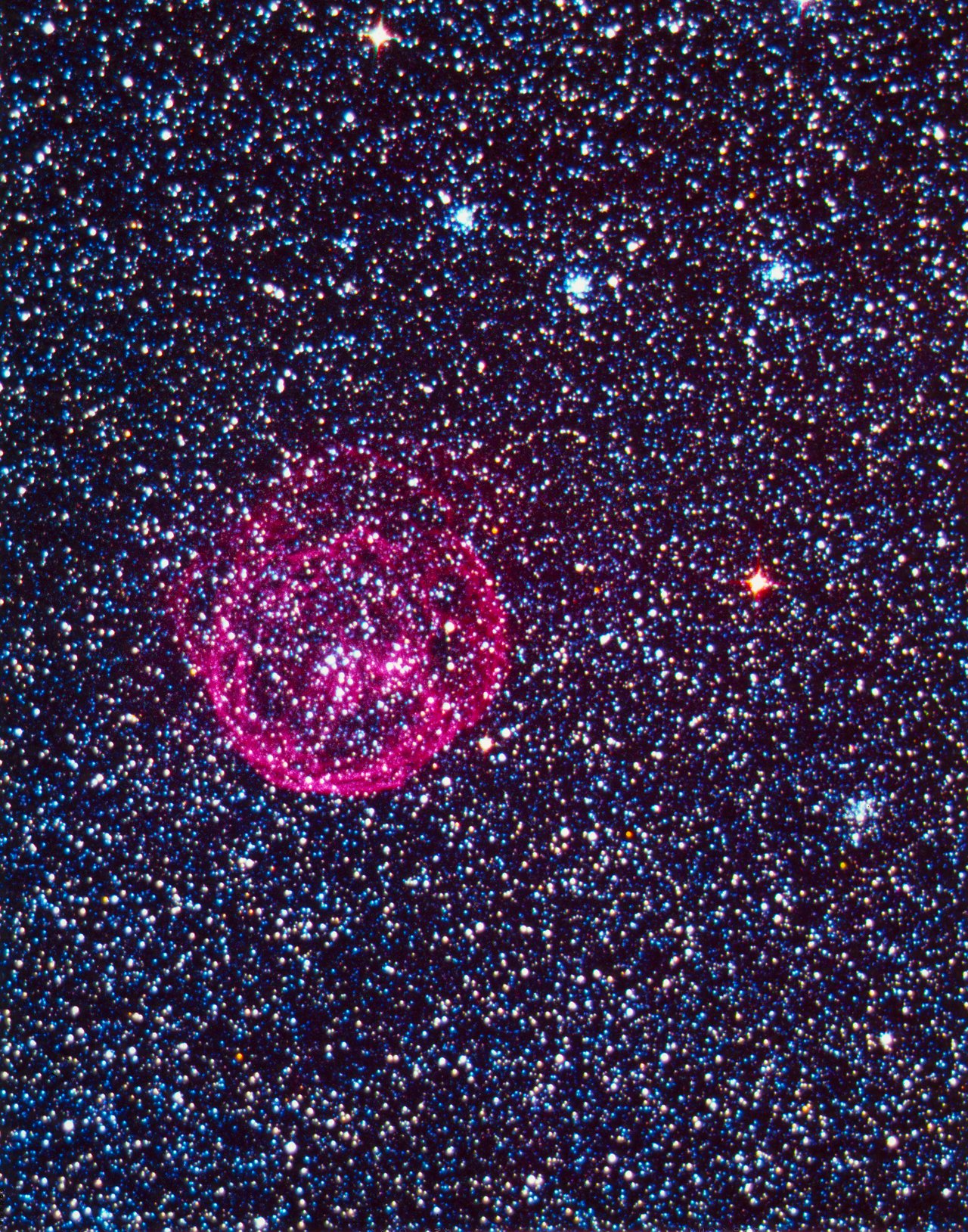 N70 superbubble nebula in the LMC | ESO
