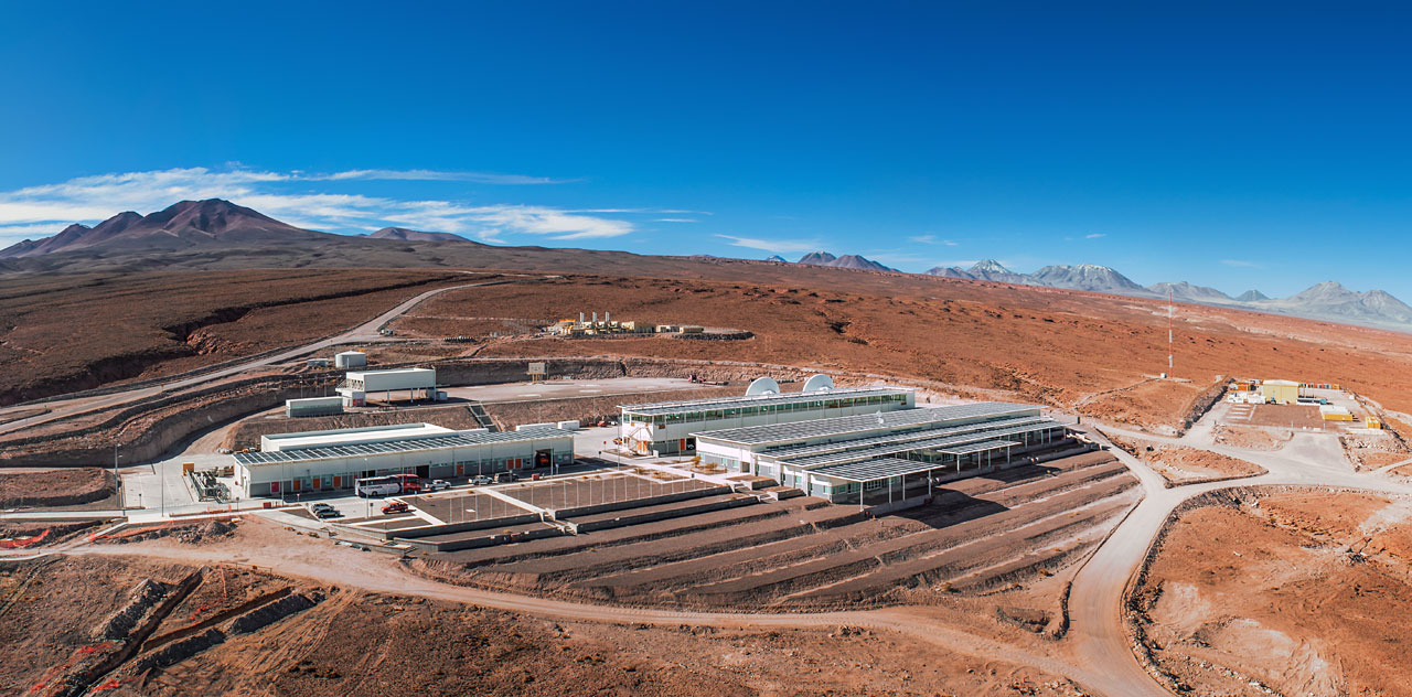 Peaks around the ALMA OSF | ESO Italia