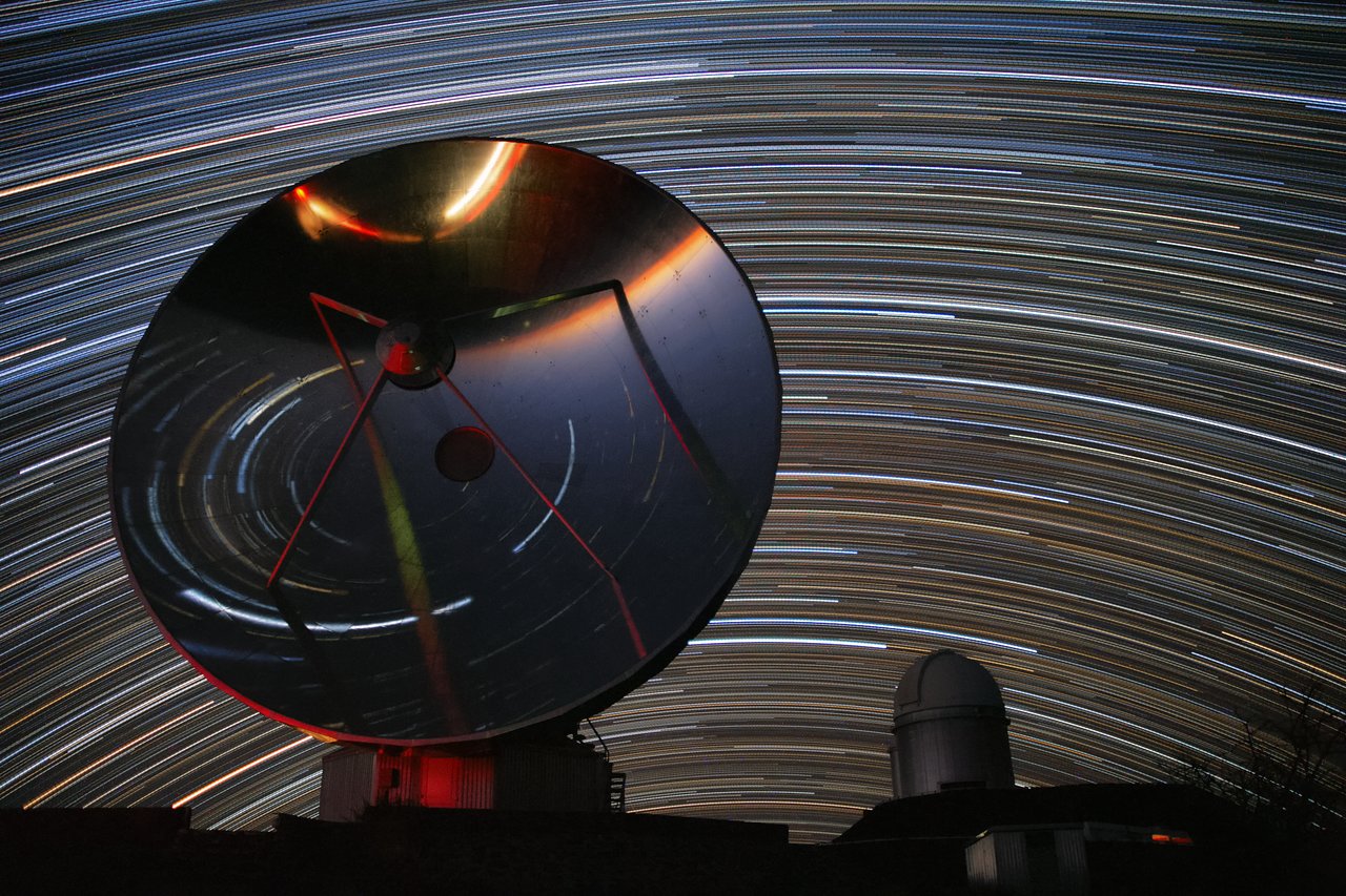 Stars circle La Silla | ESO