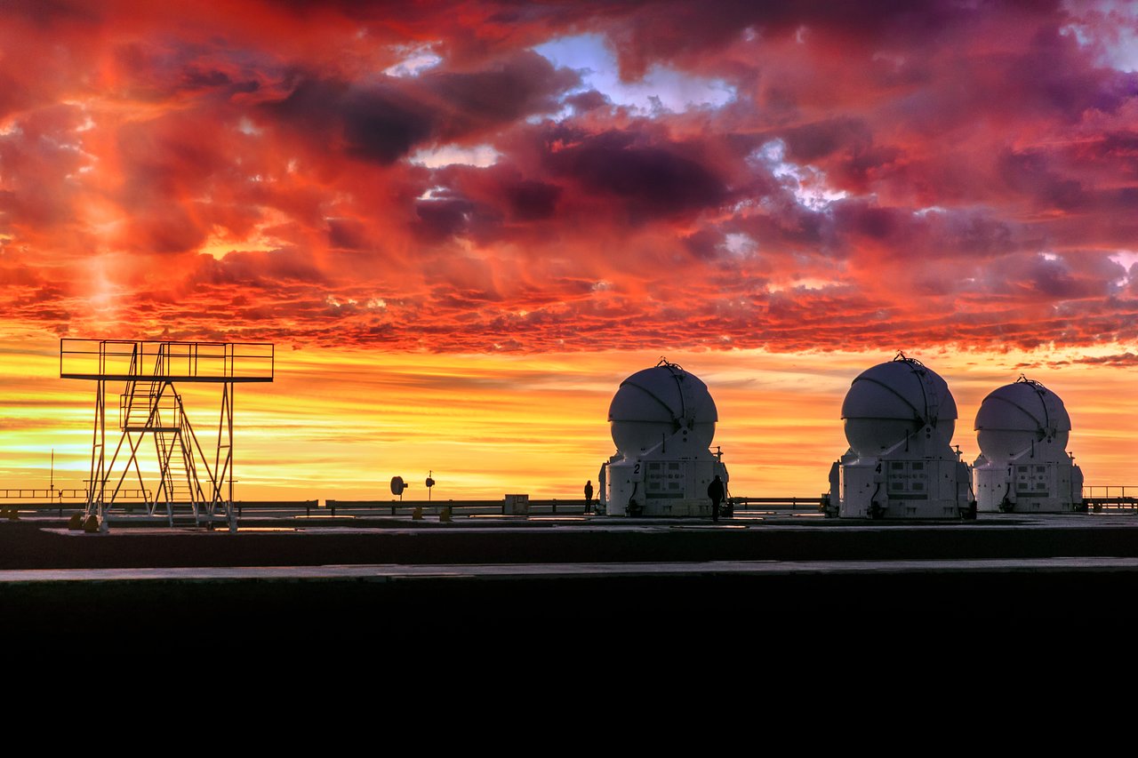 Red Sky at Night | ESO