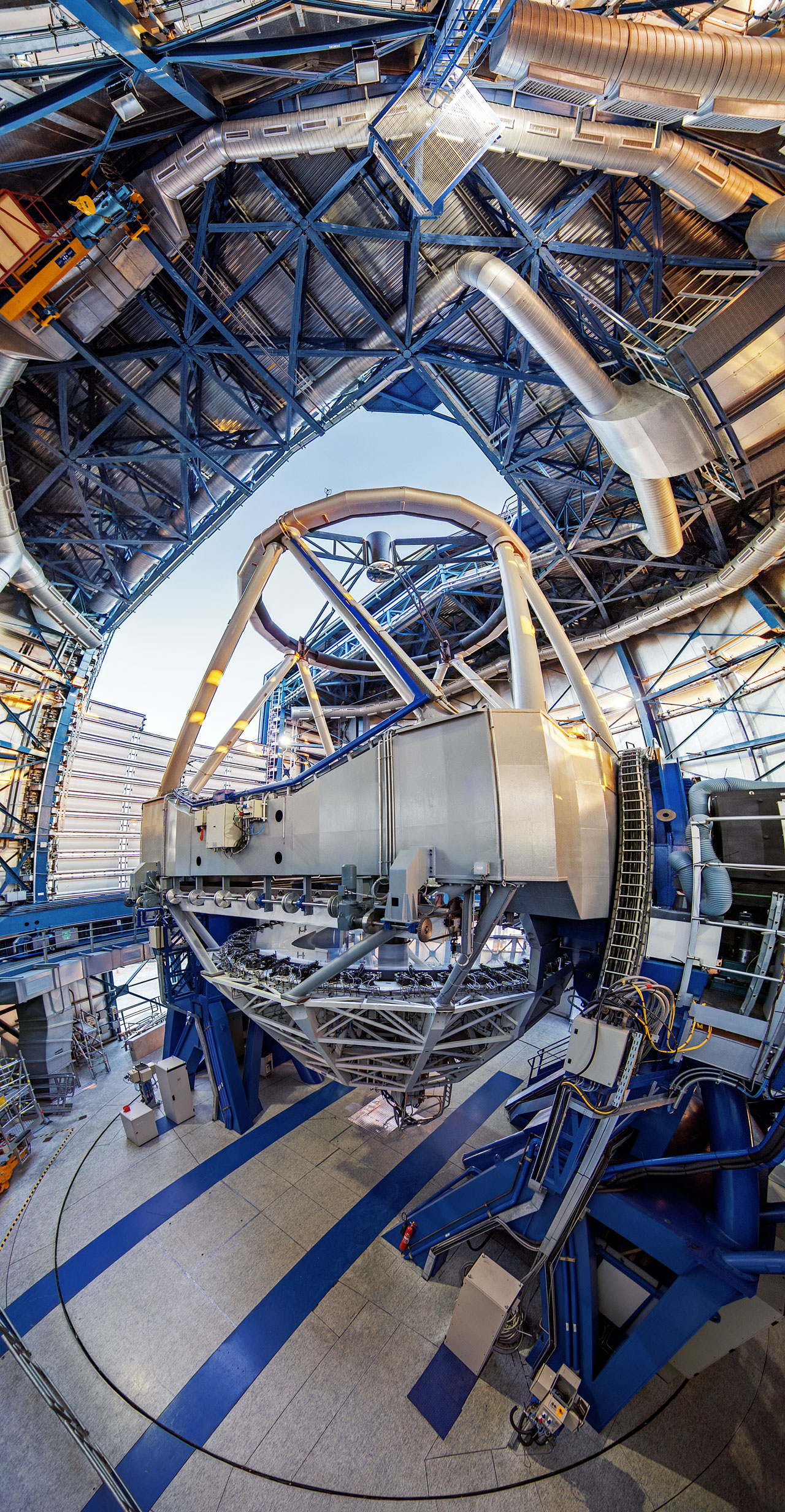 Inside the VLT | ESO Danmark