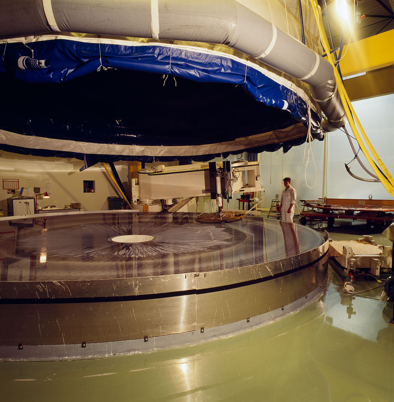 VLT M1 mirror | ESO France