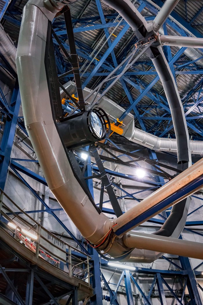 The VLT’s new deformable secondary mirror | ESO Chile