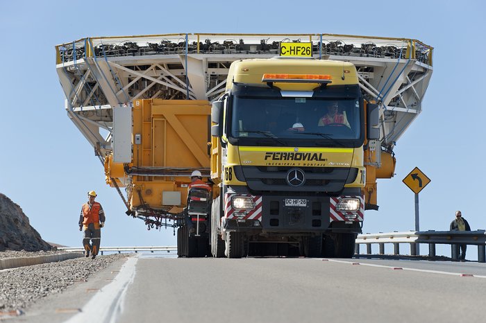 Transportation of UT4 cell | ESO