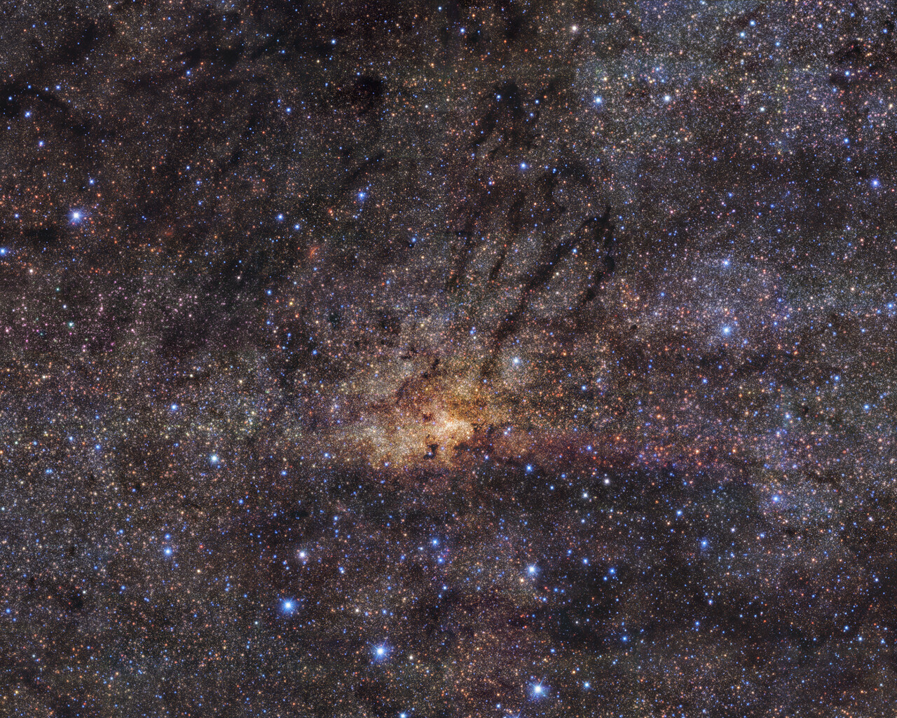 HAWK-I view of the Milky Way’s central region | ESO