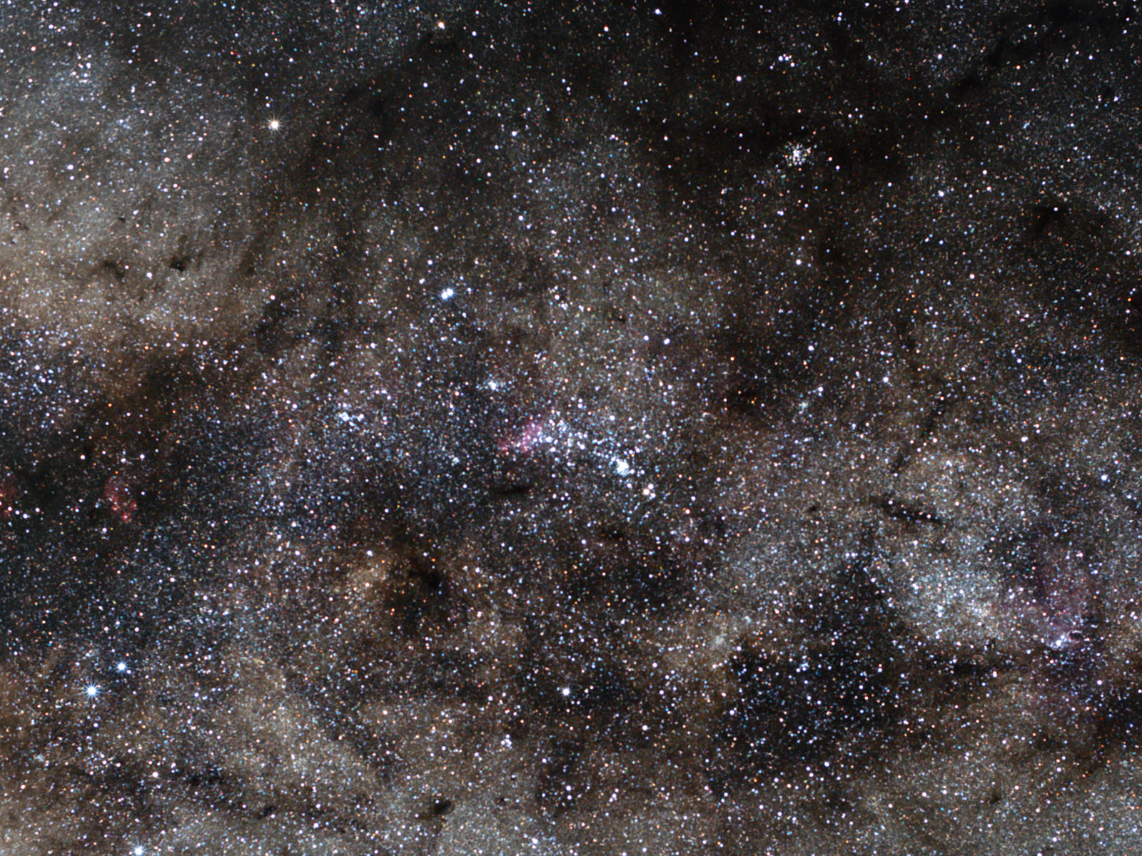 NGC 6193 and NGC 6231: open clusters of stars | ESO