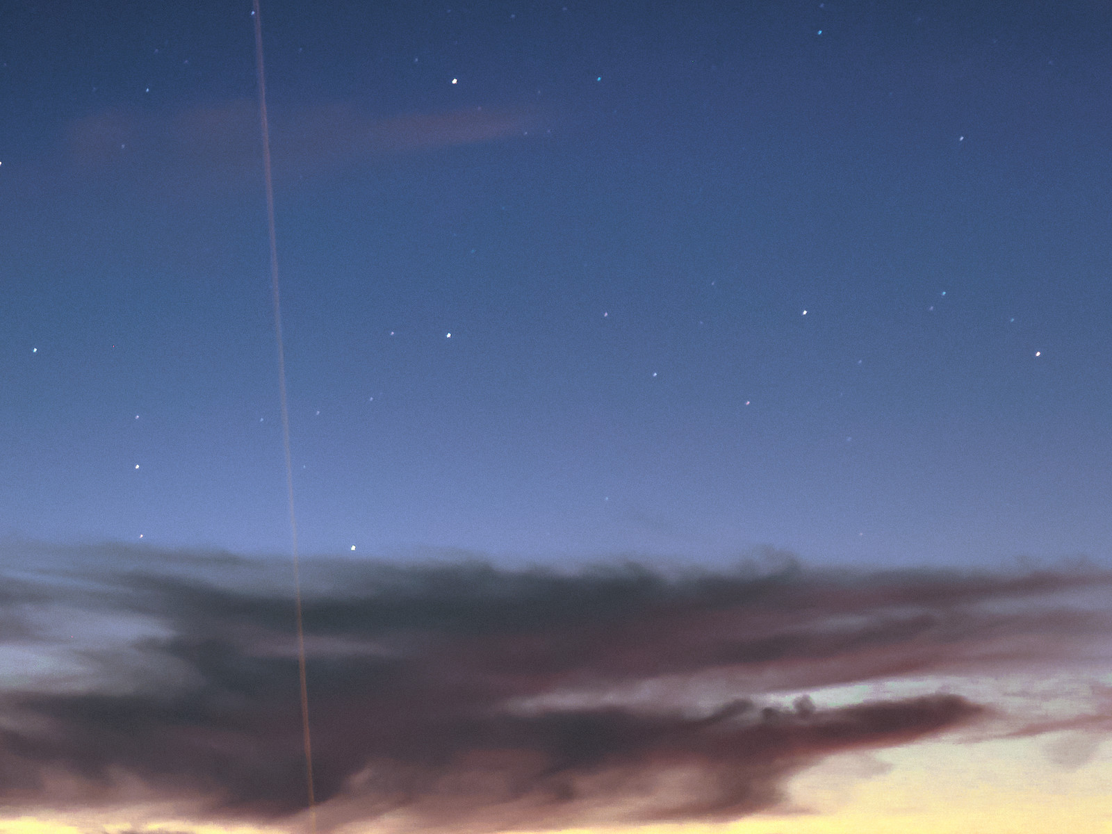 Guide star lasers at sunset | ESO