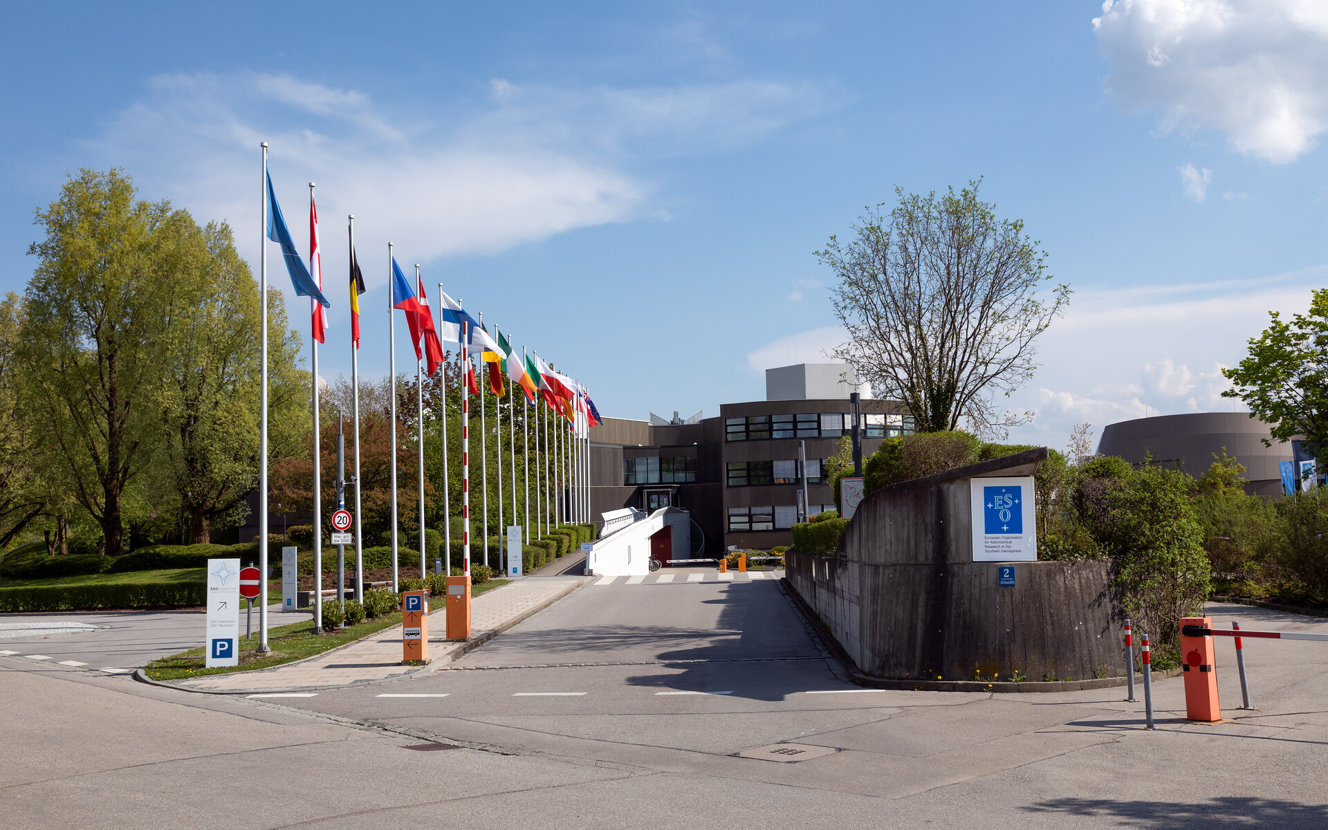 Flags at ESO Headquarters | ESO