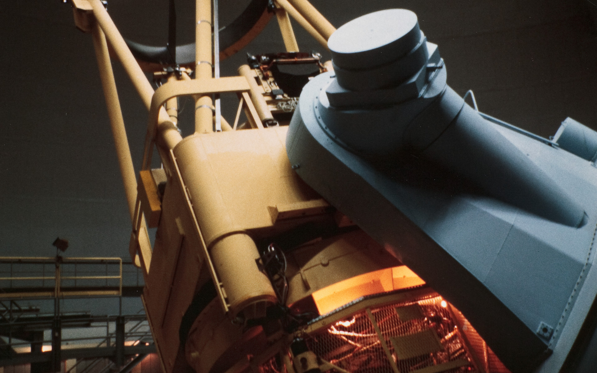 ESO Infrared instrument | ESO