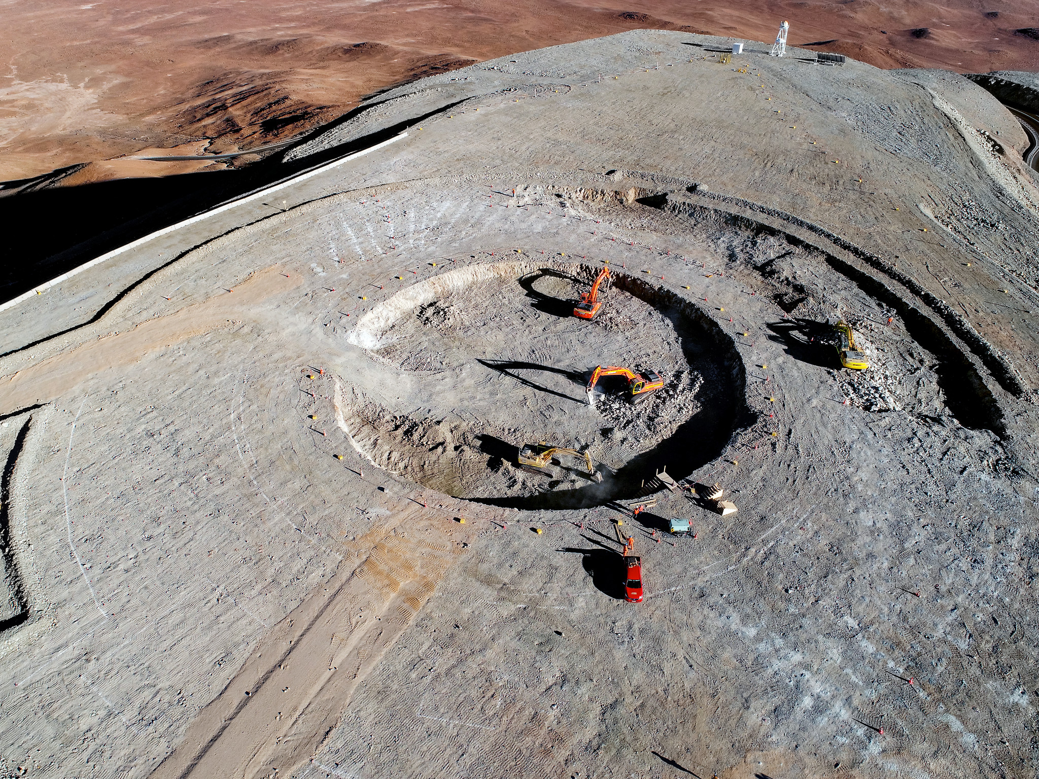 Reaching new heights and depths | ESO