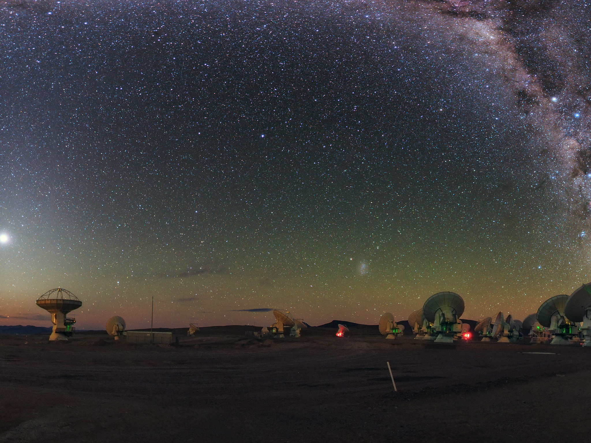 A cosmic rainbow in Ultra HD | ESO