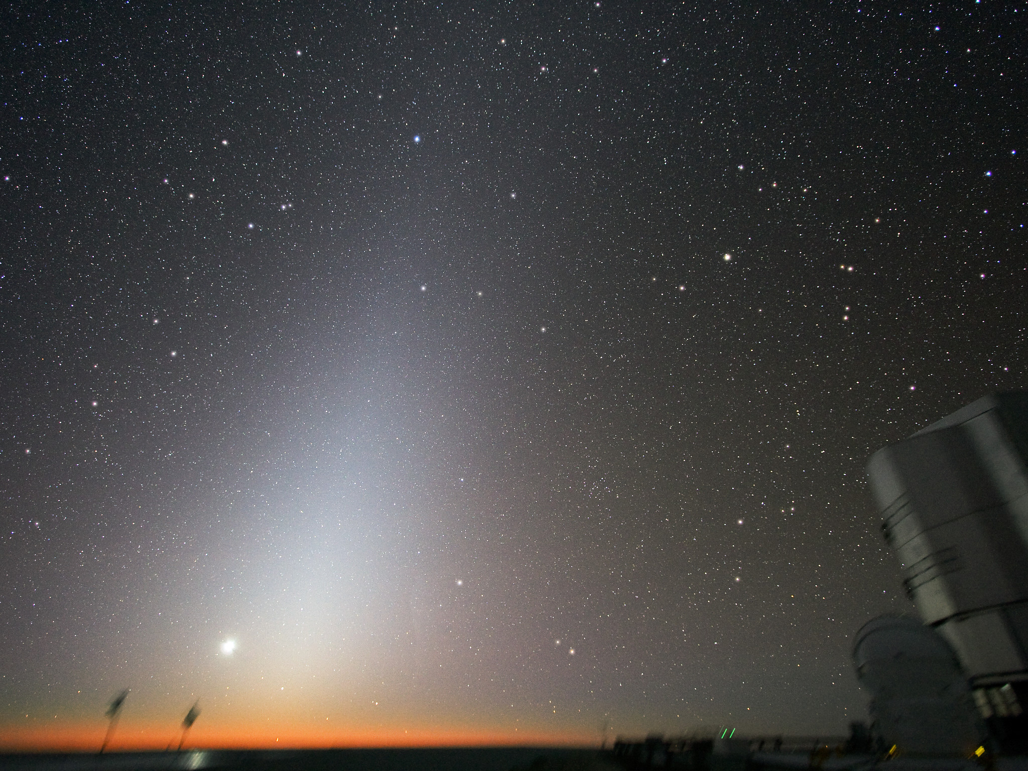 Zodiacal light at Paranal | ESO